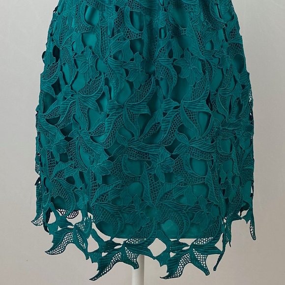 SAYLOR | Dresses | Urban Outfitters Saylor Valencia Green Dress Sz S ...